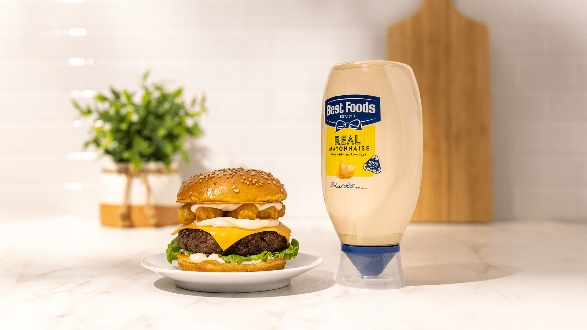 Best Foods Minnesota Hot Dish Tot Burger - So Yummy - Video Recipes ...