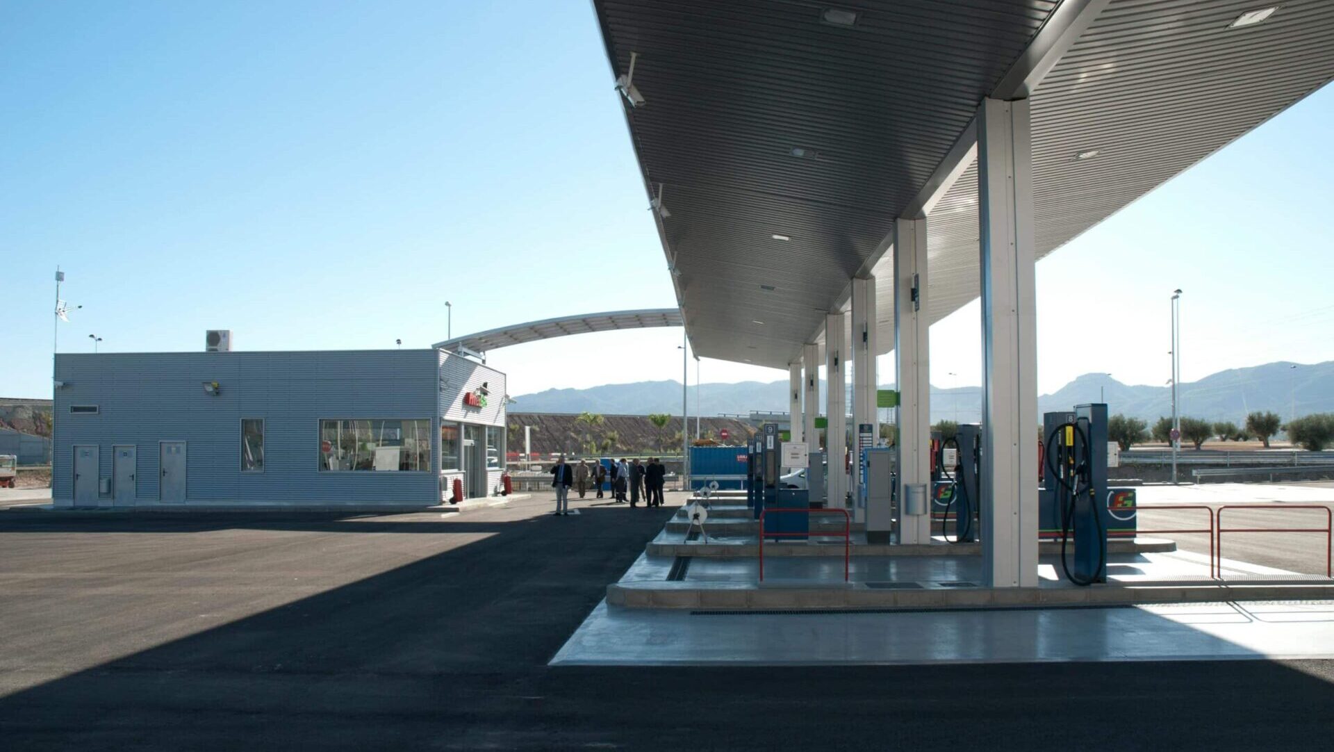 'Disneyland of Gas Stations' Opening Biggest Location Ever, Here's What ...