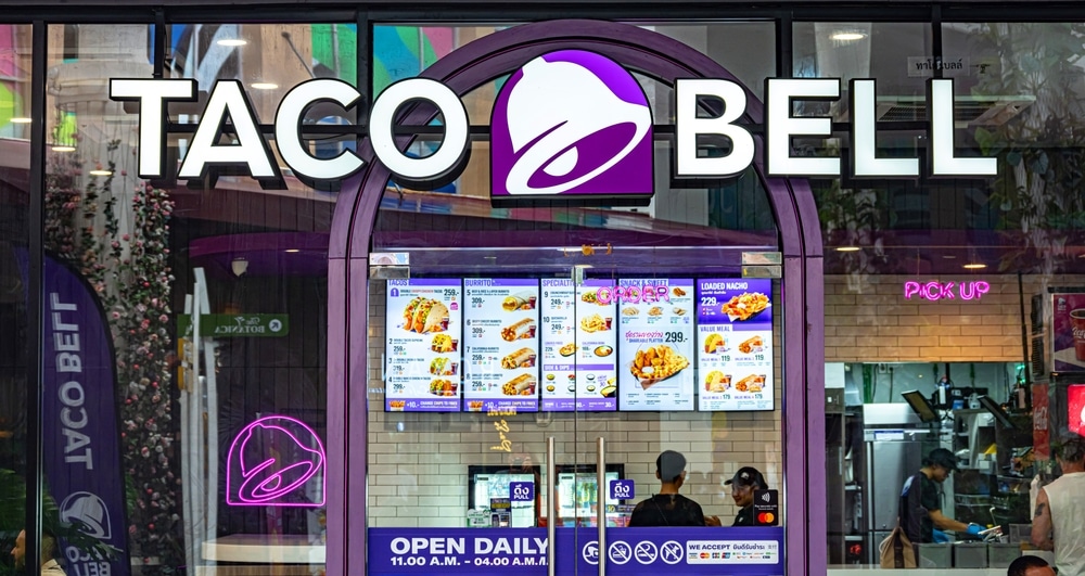 Chipotle's 'Secret Menu' Item Returns After 13 Years, But At Taco Bell ...