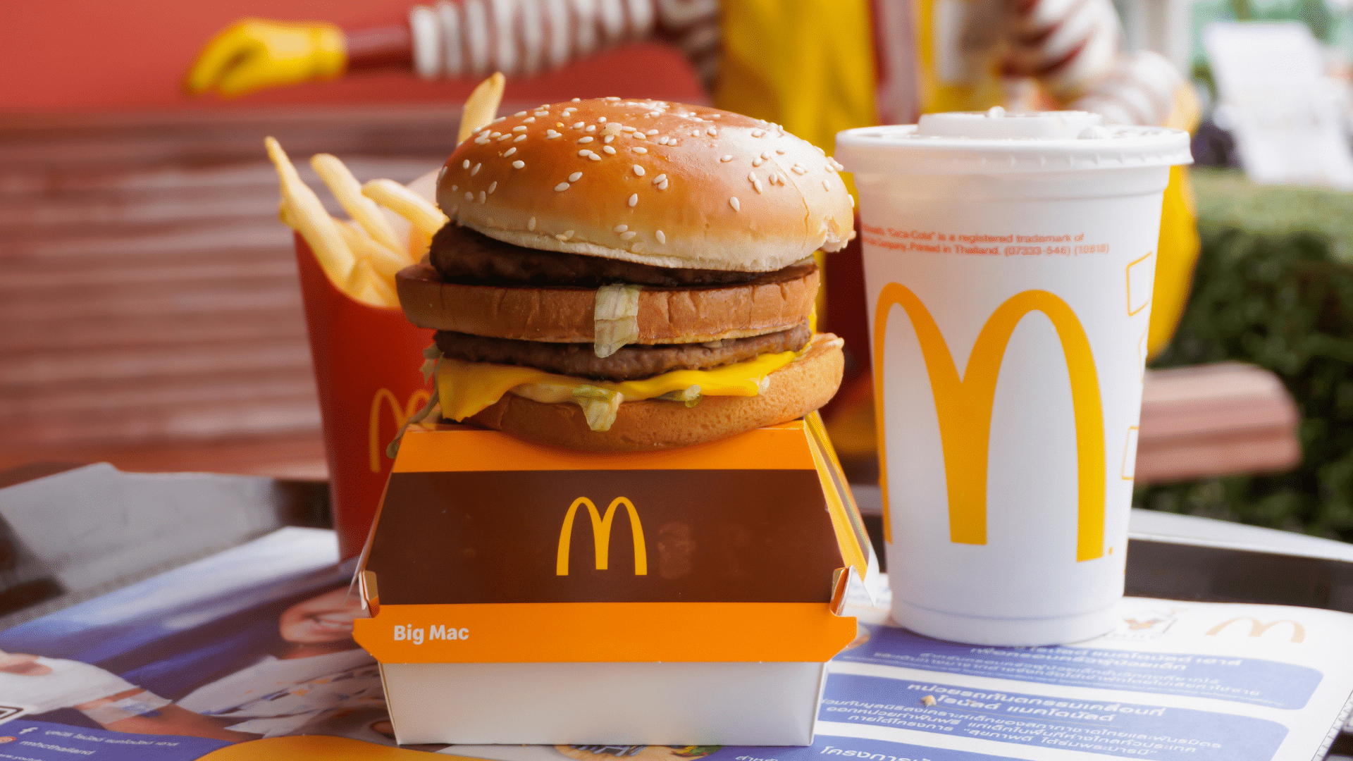 Why Does McDonald’s Food Can Sit Out for Days Without Even Rotting ...